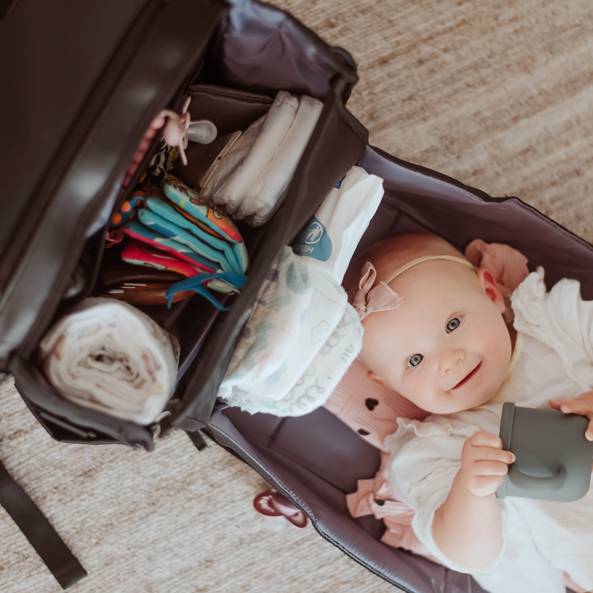 How to Pack a Diaper Bag: A Guide for New Parents – Paperclip